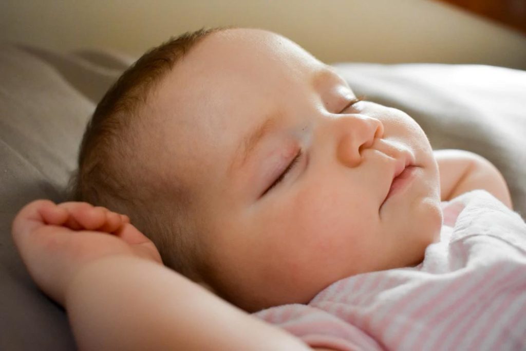 Establecer una buena rutina de sueño para tu bebé